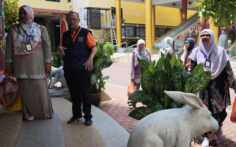 Sang Riang terus terima penghargaan